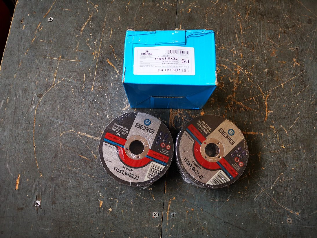 50 Pack Metal Cutting Disc 115mm x 1.0mm x 22mm - YJH Machinery Link Ltd